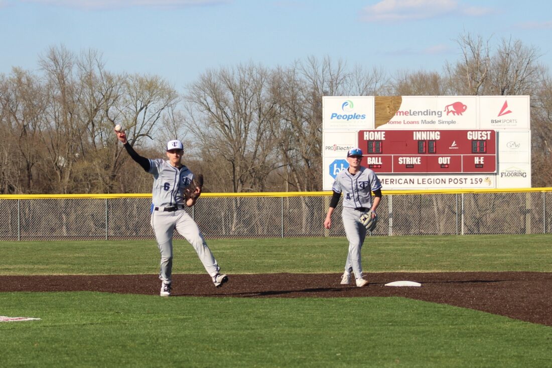 Silver Knights Lose at Williamstown | News, Sports, Jobs - Tyler Star News